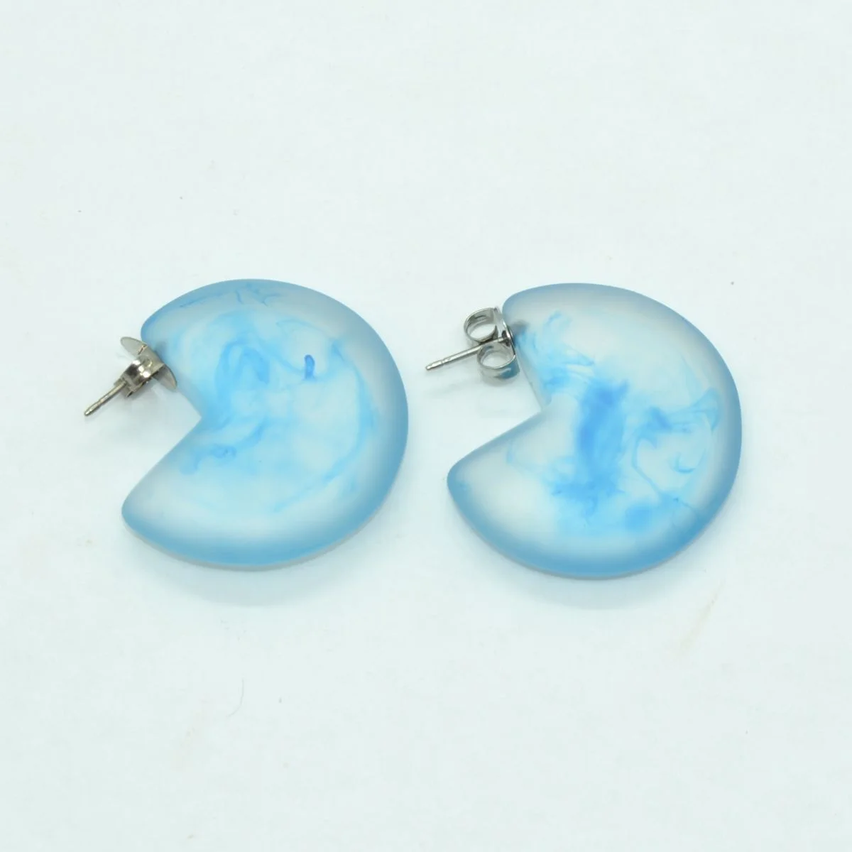 MADAME LOST - Brinco de Resina Pac Man - azul marítimo